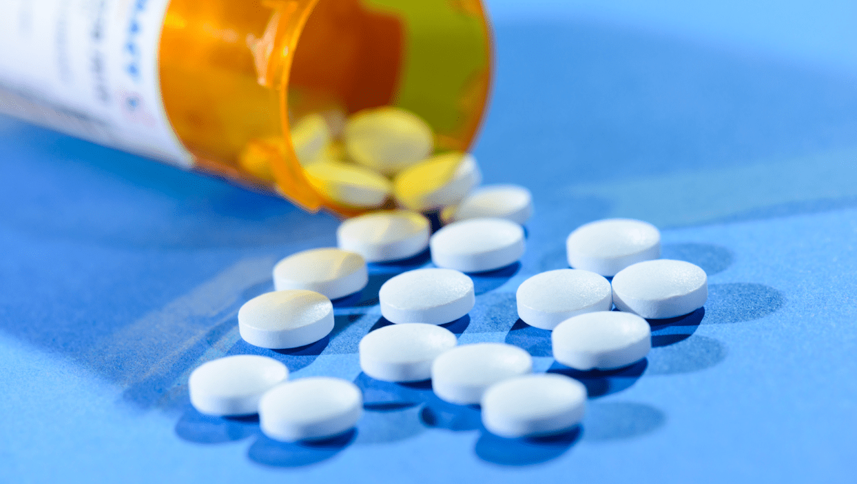 Clonazepam Uses, Benefits, Side Effects & Precautions